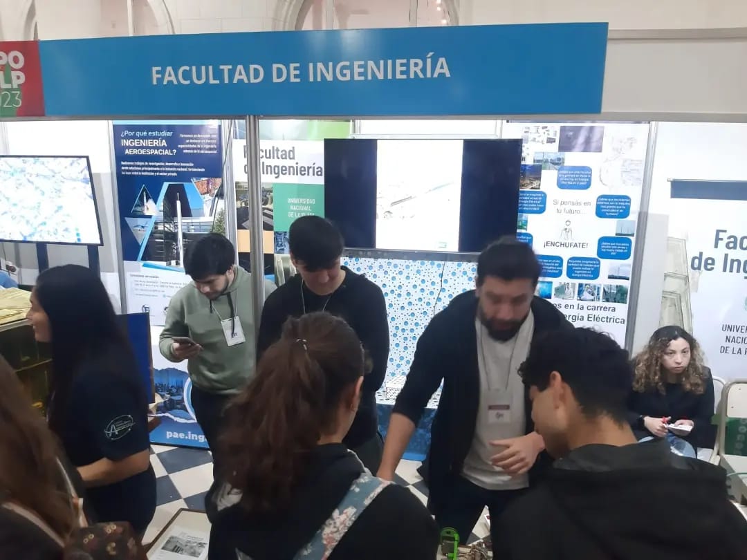 Ingeniería presente en la Expo Universidad | Facultad de Ingeniería - UNLP